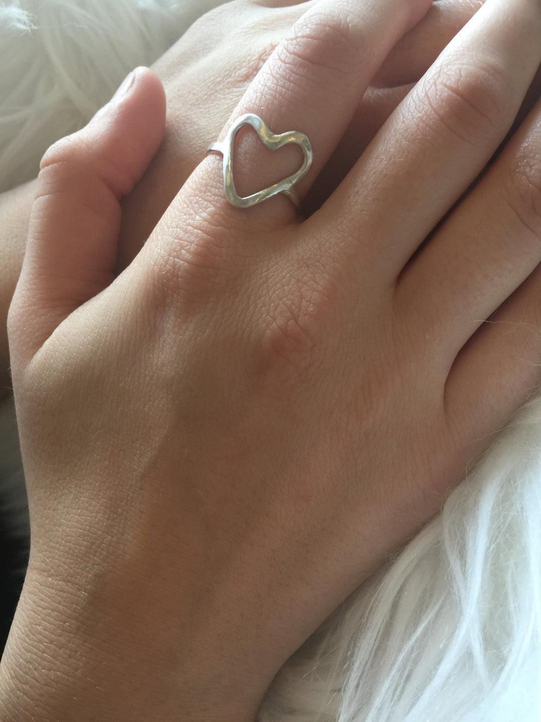 Silver Heart Ring – Simple Treasure Jewelry